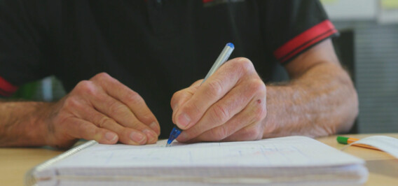 Mechanical deburring | Bore machining | HEULE - Heule Werkzeug AG